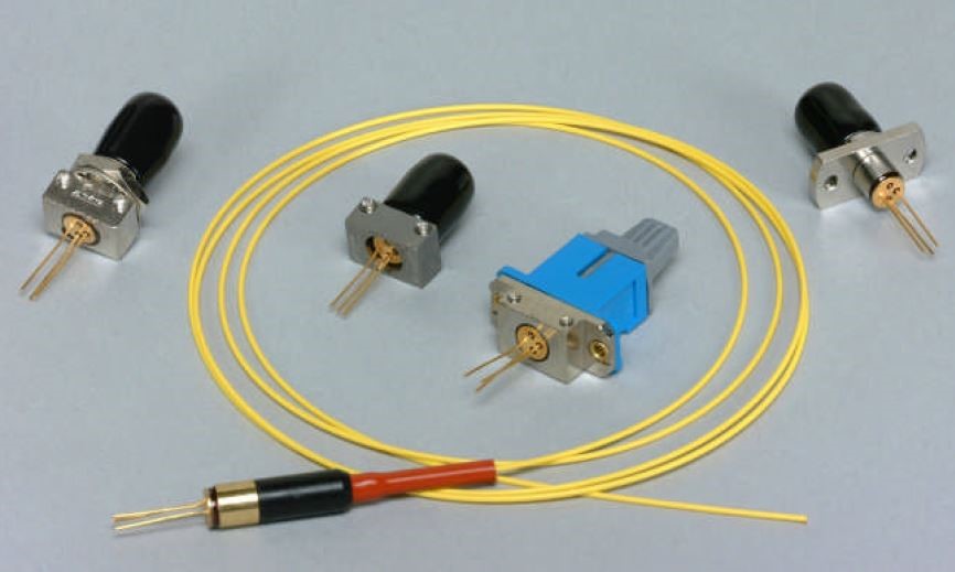 Polarization Maintaining & Single Mode Pigtailed Photodiodes – Maxer ...
